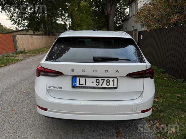 White Skoda Octavia 2021 in Riga, with an engine capacity of 2.00 L and mileage of 113 thousand km for 14900 €, photo 5 on AUTOMOTO.COM.LV