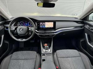 White Skoda Octavia 2021 in Vilnius, with an engine capacity of 1.97 L and mileage of 257 thousand km for 13300 €, photo 9 on AUTOMOTO.COM.LV