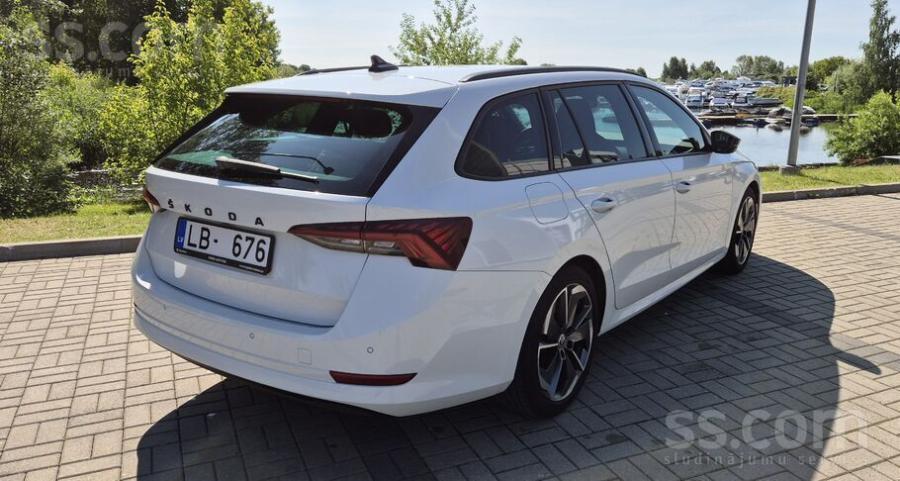 Balts Skoda Octavia 2022 Rīga, ar dzinēja tilpumu 1.50 L un nobraukumu 68 tūkst. km par 23500 €, foto 4 vietnē AUTOMOTO.COM.LV