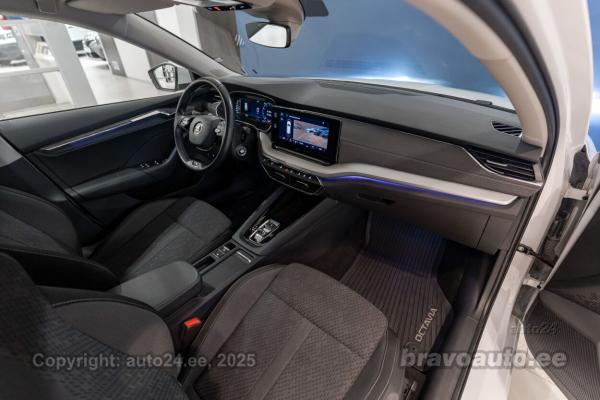Balts Skoda Octavia 2022 Tallina, ar dzinēja tilpumu 1.50 L un nobraukumu 140 tūkst. km par 17200 €, foto 11 vietnē AUTOMOTO.COM.LV