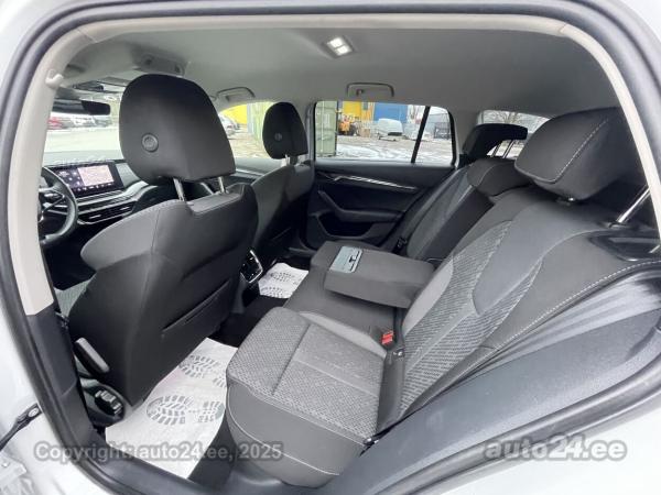 White Skoda Octavia 2022 in Tartu, with an engine capacity of 1.40 L and mileage of 115 thousand km for 21499 €, photo 11 on AUTOMOTO.COM.LV
