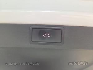 White Skoda Octavia 2022 in Tallinn, with an engine capacity of 2.00 L and mileage of 178 thousand km for 15900 €, photo 21 on AUTOMOTO.COM.LV