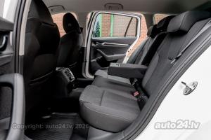 White Skoda Octavia 2022 in Tallinn, with an engine capacity of 1.00 L and mileage of 101 thousand km for 15500 €, photo 10 on AUTOMOTO.COM.LV