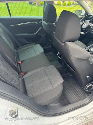 Balts Skoda Octavia 2022 Tallina, ar dzinēja tilpumu 1.50 L un nobraukumu 100 tūkst. km par 19999 €, foto 9 vietnē AUTOMOTO.COM.LV