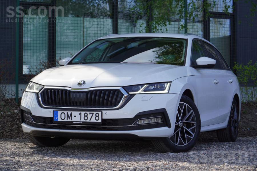 White Skoda Octavia 2022 in Riga, with an engine capacity of 2.00 L and mileage of 117 thousand km for 19490 €, photo 1 on AUTOMOTO.COM.LV