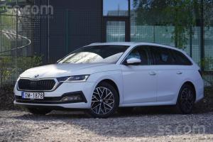 White Skoda Octavia 2022 in Riga, with an engine capacity of 2.00 L and mileage of 117 thousand km for 19490 €, photo 3 on AUTOMOTO.COM.LV