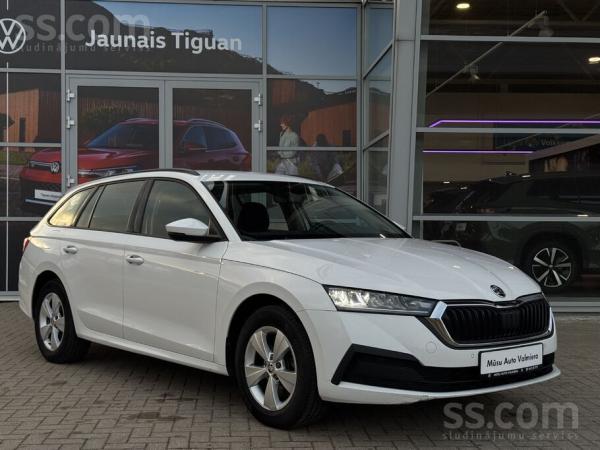 White Skoda Octavia 2022 in Valmiera, with an engine capacity of 2.00 L and mileage of 154 thousand km for 18900 €, photo 1 on AUTOMOTO.COM.LV