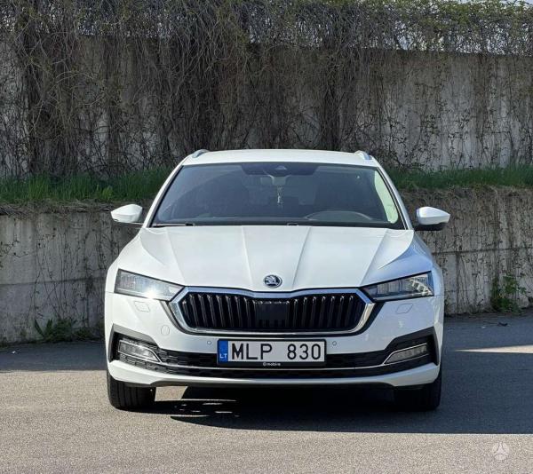 White Skoda Octavia 2022 in Vilnius, with an engine capacity of 1.50 L and mileage of 87 thousand km for 19500 €, photo 2 on AUTOMOTO.COM.LV
