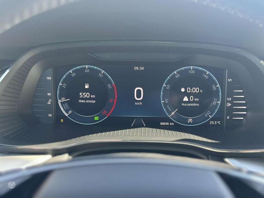 Белый Шкода Октавия 2022 в Вильнюс, объемом двигателя 1.50 л и пробегом 87 тыс. км за 19500 €, фото 14 на AUTOMOTO.COM.LV