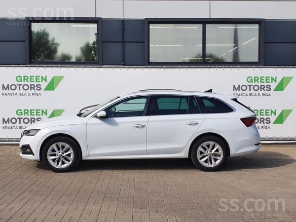 White Skoda Octavia 2022 in Riga, with an engine capacity of 2.00 L and mileage of 98 thousand km for 18900 €, photo 3 on AUTOMOTO.COM.LV
