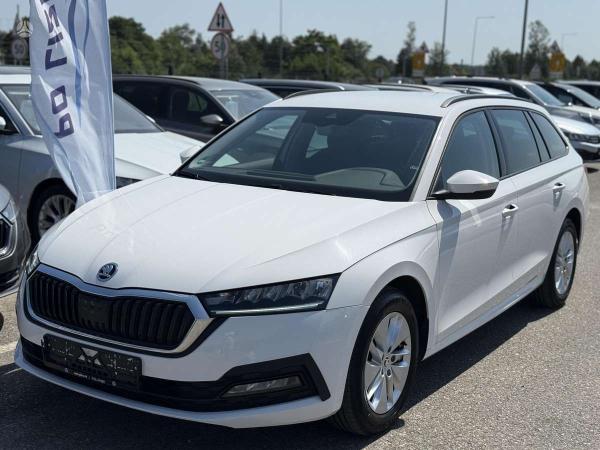 White Skoda Octavia 2022 in Vilnius, with an engine capacity of 2.00 L and mileage of 178 thousand km for 13500 €, photo 6 on AUTOMOTO.COM.LV