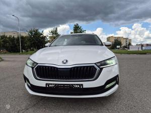 White Skoda Octavia 2022 in Panevezys, with an engine capacity of 1.50 L and mileage of 290 thousand km for 9600 €, photo 10 on AUTOMOTO.COM.LV