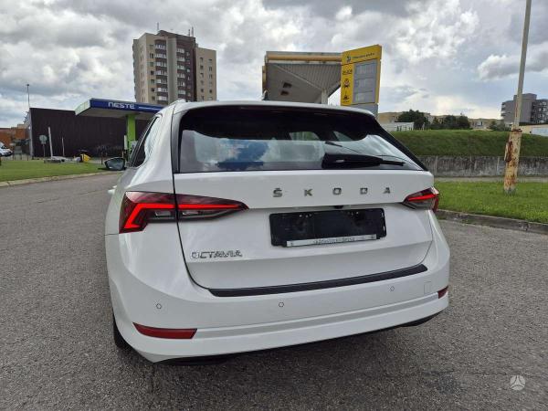 Balts Skoda Octavia 2022 Panevēža, ar dzinēja tilpumu 1.50 L un nobraukumu 290 tūkst. km par 9600 €, foto 10 vietnē AUTOMOTO.COM.LV