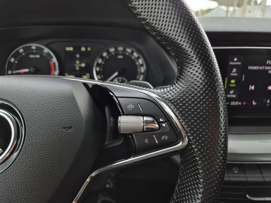 White Skoda Octavia 2022 in Panevezys, with an engine capacity of 1.50 L and mileage of 290 thousand km for 9600 €, photo 16 on AUTOMOTO.COM.LV
