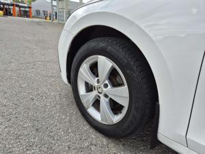 White Skoda Octavia 2022 in Panevezys, with an engine capacity of 1.50 L and mileage of 290 thousand km for 9600 €, photo 29 on AUTOMOTO.COM.LV