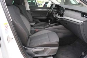 White Skoda Octavia 2022 in Vilnius, with an engine capacity of 1.97 L and mileage of 182 thousand km for 14400 €, photo 13 on AUTOMOTO.COM.LV