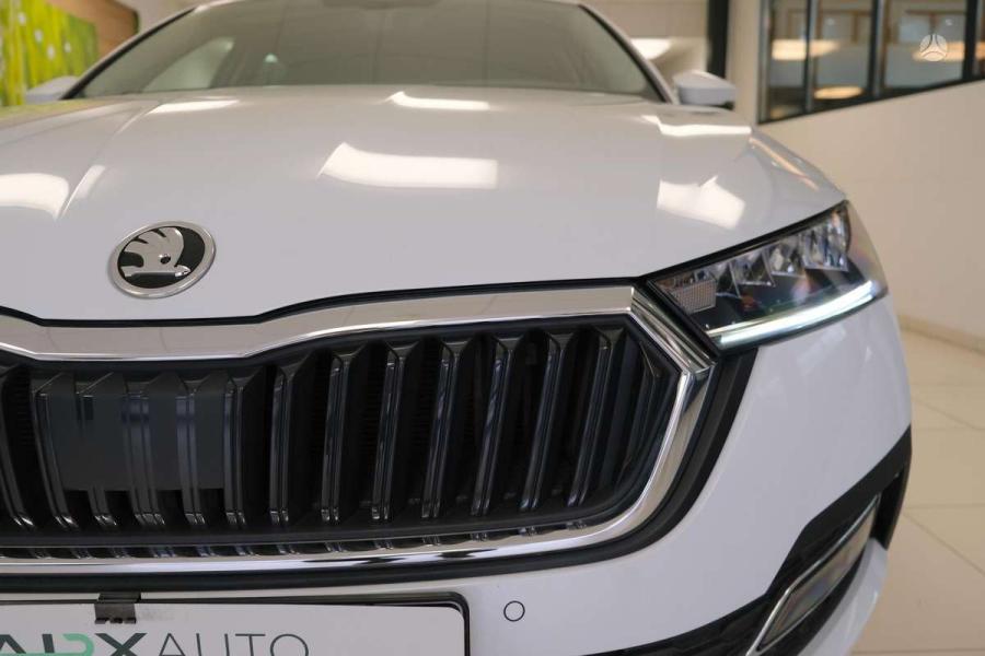 White Skoda Octavia 2022 in Vilnius, with an engine capacity of 1.97 L and mileage of 182 thousand km for 14400 €, photo 49 on AUTOMOTO.COM.LV