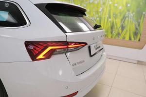 White Skoda Octavia 2022 in Vilnius, with an engine capacity of 1.97 L and mileage of 182 thousand km for 14400 €, photo 52 on AUTOMOTO.COM.LV