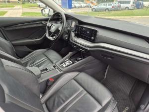 White Skoda Octavia 2022 in Panevezys, with an engine capacity of 1.50 L and mileage of 290 thousand km for 10100 €, photo 13 on AUTOMOTO.COM.LV