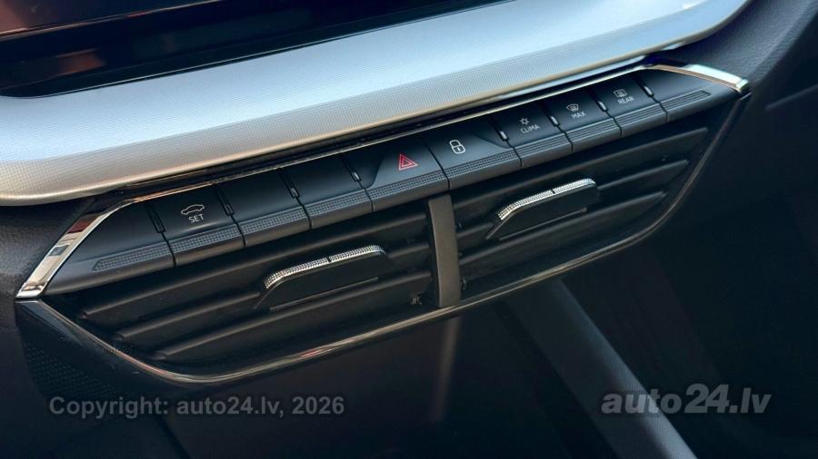 Белый Шкода Октавия 2022 в Таллин, объемом двигателя 2.00 л и пробегом 219 тыс. км за 15900 €, фото 24 на AUTOMOTO.COM.LV
