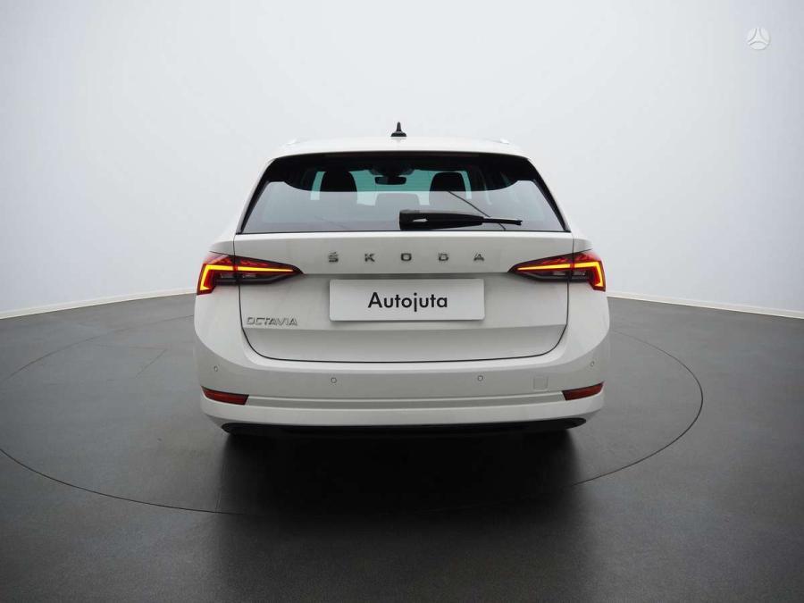 Balts Skoda Octavia 2022 Viļņa, ar dzinēja tilpumu 1.97 L un nobraukumu 156 tūkst. km par 14400 €, foto 6 vietnē AUTOMOTO.COM.LV