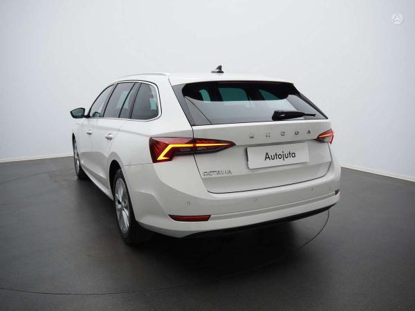 Balts Skoda Octavia 2022 Viļņa, ar dzinēja tilpumu 1.97 L un nobraukumu 156 tūkst. km par 14400 €, foto 6 vietnē AUTOMOTO.COM.LV
