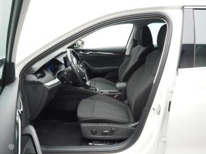 Balts Skoda Octavia 2022 Viļņa, ar dzinēja tilpumu 1.97 L un nobraukumu 156 tūkst. km par 14400 €, foto 9 vietnē AUTOMOTO.COM.LV