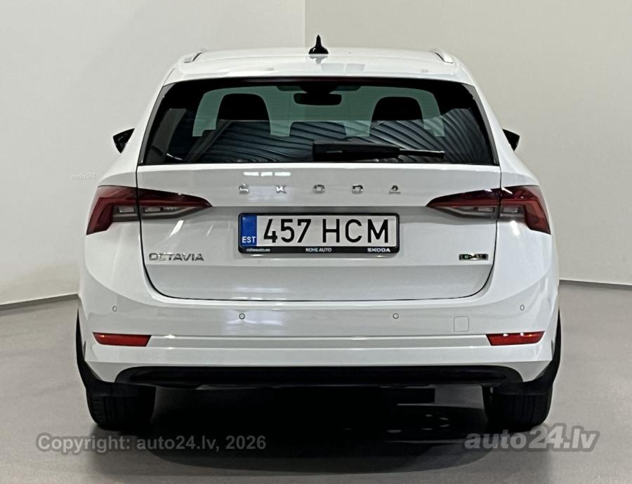 White Skoda Octavia 2022 in Tallinn, with an engine capacity of 1.00 L and mileage of 136 thousand km for 16900 €, photo 19 on AUTOMOTO.COM.LV