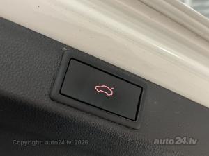 White Skoda Octavia 2022 in Tallinn, with an engine capacity of 1.00 L and mileage of 136 thousand km for 16900 €, photo 24 on AUTOMOTO.COM.LV