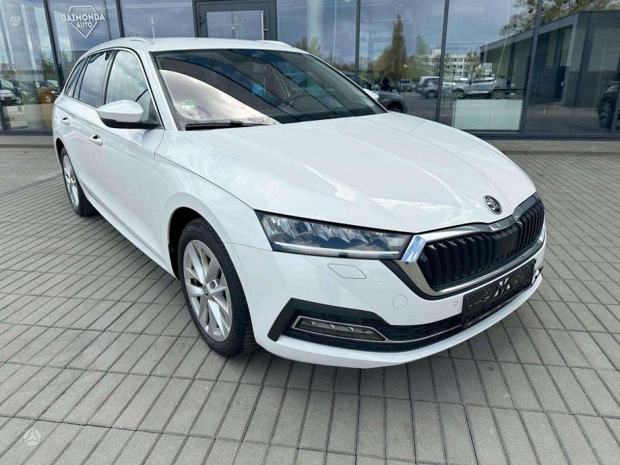 Белый Шкода Октавия 2022 в Каунас, объемом двигателя 1.00 л и пробегом 202 тыс. км за 11900 €, фото 4 на AUTOMOTO.COM.LV