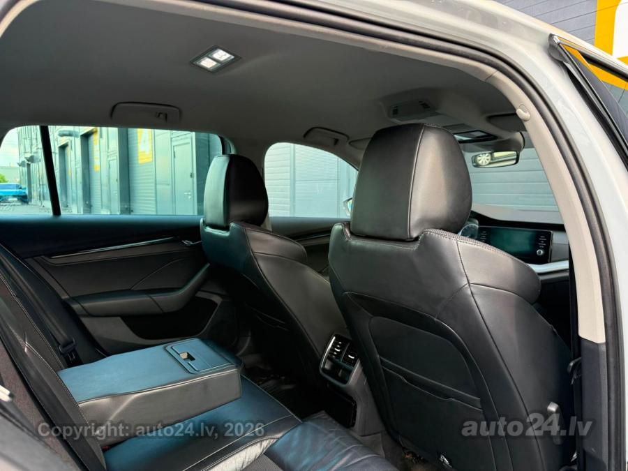 Balts Skoda Octavia 2022 Tallina, ar dzinēja tilpumu 1.50 L un nobraukumu 220 tūkst. km par 14990 €, foto 12 vietnē AUTOMOTO.COM.LV
