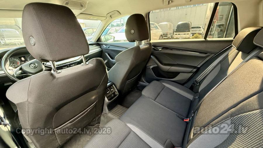 Balts Skoda Octavia 2022 Tallina, ar dzinēja tilpumu 2.00 L un nobraukumu 163 tūkst. km par 18850 €, foto 17 vietnē AUTOMOTO.COM.LV