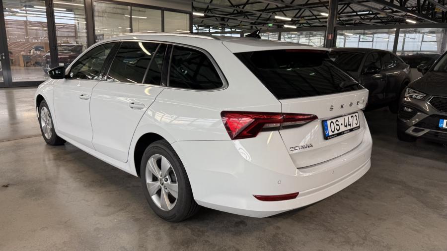 Balts Skoda Octavia 2022 Rīga, ar dzinēja tilpumu 2.00 L un nobraukumu 122 tūkst. km par 12900 €, foto 3 vietnē AUTOMOTO.COM.LV