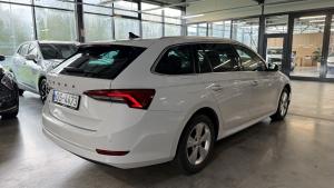 Balts Skoda Octavia 2022 Rīga, ar dzinēja tilpumu 2.00 L un nobraukumu 122 tūkst. km par 12900 €, foto 5 vietnē AUTOMOTO.COM.LV