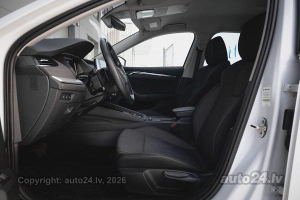 White Skoda Octavia 2023 in Tartu, with an engine capacity of 1.50 L and mileage of 186 thousand km for 18000 €, photo 11 on AUTOMOTO.COM.LV