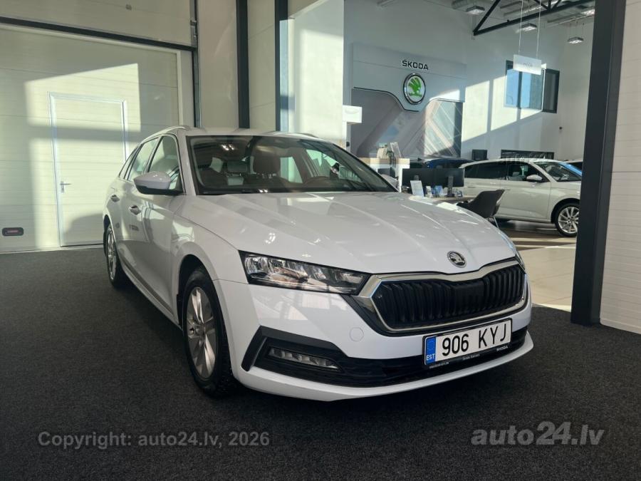 White Skoda Octavia 2023 in Rakvere, with an engine capacity of 2.00 L and mileage of 212 thousand km for 13700 €, photo 2 on AUTOMOTO.COM.LV