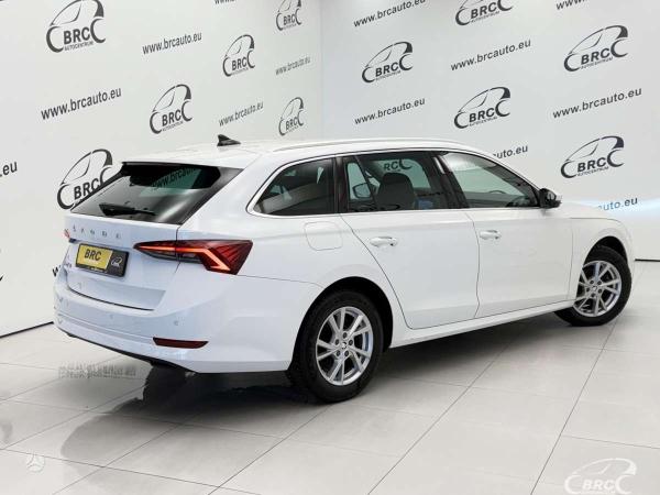 White Skoda Octavia 2023 in Vilnius, with an engine capacity of 2.00 L and mileage of 148 thousand km for 15900 €, photo 3 on AUTOMOTO.COM.LV