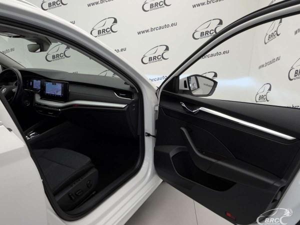 White Skoda Octavia 2023 in Vilnius, with an engine capacity of 2.00 L and mileage of 148 thousand km for 15900 €, photo 9 on AUTOMOTO.COM.LV