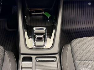 White Skoda Octavia 2023 in Vilnius, with an engine capacity of 2.00 L and mileage of 148 thousand km for 15900 €, photo 19 on AUTOMOTO.COM.LV