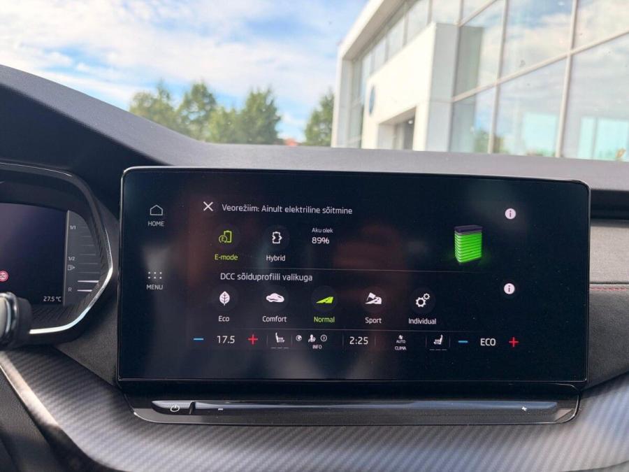 Balts Skoda Octavia 2023 Peetri, ar dzinēja tilpumu 1.40 L un nobraukumu 101 tūkst. km par 32400 €, foto 15 vietnē AUTOMOTO.COM.LV