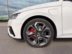Balts Skoda Octavia 2023 Peetri, ar dzinēja tilpumu 1.40 L un nobraukumu 101 tūkst. km par 32400 €, foto 19 vietnē AUTOMOTO.COM.LV