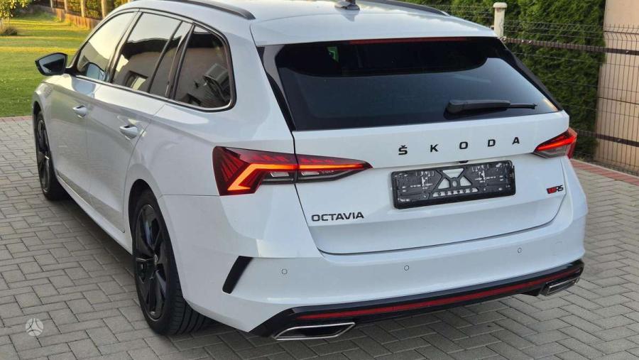 Balts Skoda Octavia 2023 Jonava, ar dzinēja tilpumu 1.97 L un nobraukumu 65 tūkst. km par 22990 €, foto 12 vietnē AUTOMOTO.COM.LV