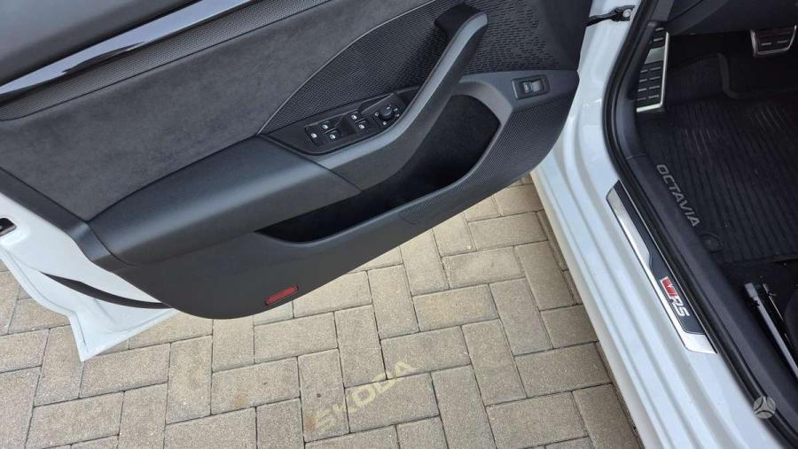 Balts Skoda Octavia 2023 Jonava, ar dzinēja tilpumu 1.97 L un nobraukumu 65 tūkst. km par 22990 €, foto 19 vietnē AUTOMOTO.COM.LV