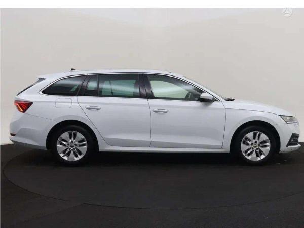 White Skoda Octavia 2023 in Vilnius, with an engine capacity of 1.97 L and mileage of 197 thousand km for 15100 €, photo 6 on AUTOMOTO.COM.LV