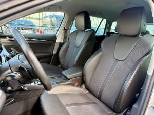 Белый Шкода Октавия 2023 в Паневежис, объемом двигателя 1.97 л и пробегом 148 тыс. км за 15900 €, фото 13 на AUTOMOTO.COM.LV