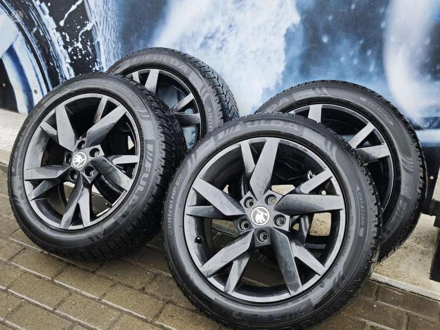 Белый Шкода Октавия 2023 в Вильнюс, объемом двигателя 0.00 л и пробегом 190 тыс. км за 18600 €, фото 41 на AUTOMOTO.COM.LV