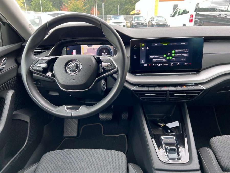 White Skoda Octavia 2023 in Vilnius, with an engine capacity of 1.50 L and mileage of 64 thousand km for 22990 €, photo 14 on AUTOMOTO.COM.LV
