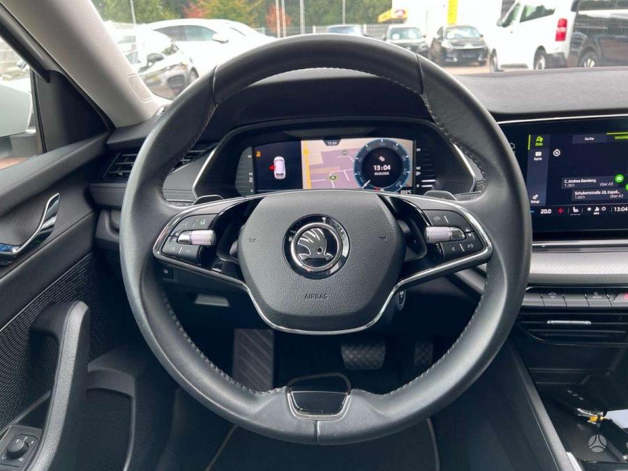 White Skoda Octavia 2023 in Vilnius, with an engine capacity of 1.50 L and mileage of 64 thousand km for 22990 €, photo 15 on AUTOMOTO.COM.LV