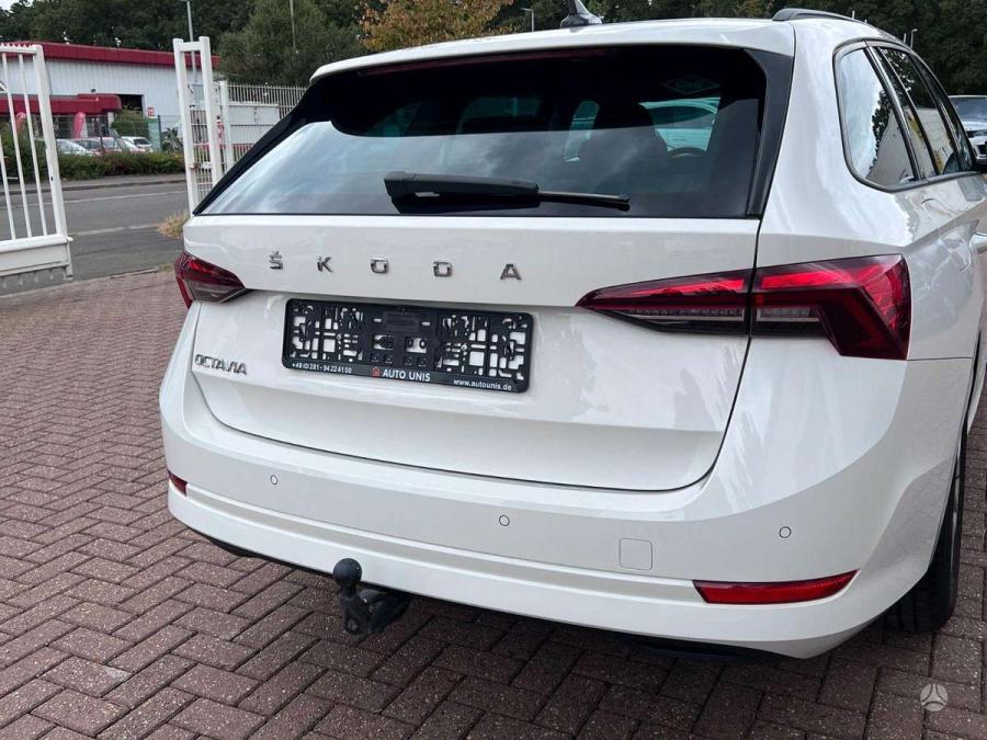 White Skoda Octavia 2023 in Vilnius, with an engine capacity of 1.50 L and mileage of 64 thousand km for 22990 €, photo 34 on AUTOMOTO.COM.LV