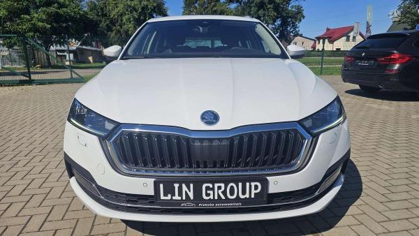 White Skoda Octavia 2023 in Prienai, with an engine capacity of 1.97 L and mileage of 197 thousand km for 13799 €, photo 2 on AUTOMOTO.COM.LV